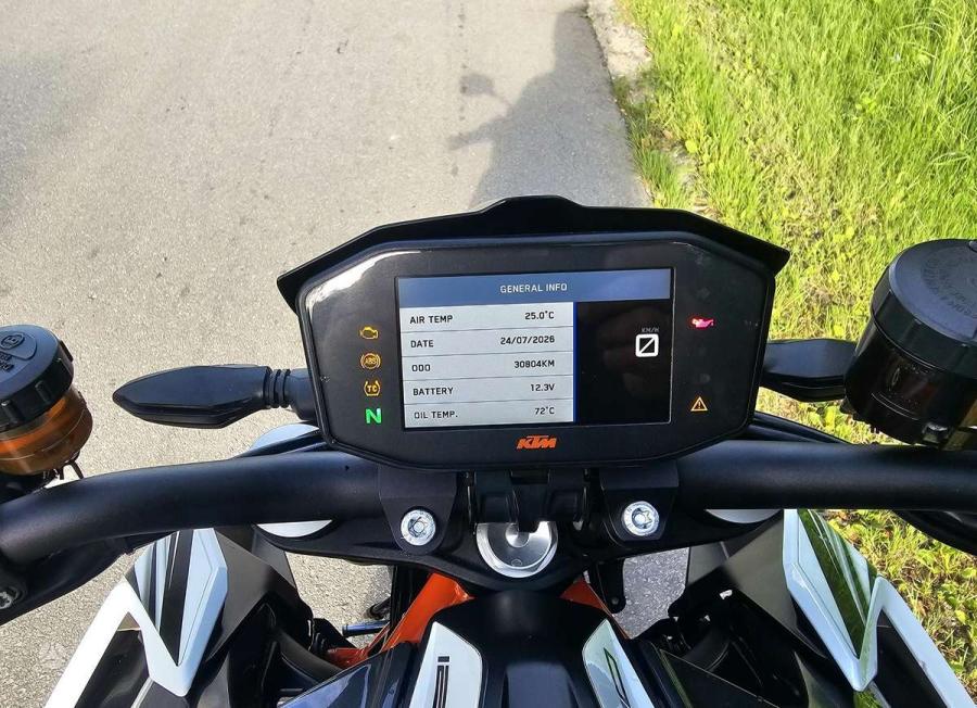 KTM Super Duke 2017 in Kelme, with an engine capacity of 1.30 L and mileage of 31 thousand km for 7300 €, photo 9 on AUTOMOTO.COM.LV
