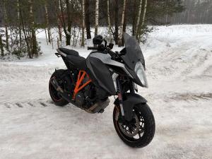 КТМ Super Duke 2018 в Вильнюс, объемом двигателя 1.29 л и пробегом 23 тыс. км за 4500 €, фото  на AUTOMOTO.COM.LV