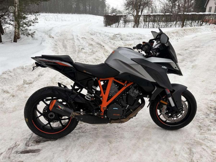 KTM Super Duke 2018 in Vilnius, with an engine capacity of 1.29 L and mileage of 23 thousand km for 4500 €, photo 2 on AUTOMOTO.COM.LV