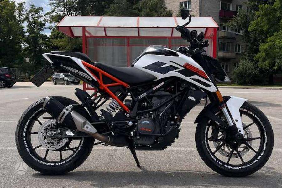KTM Super Duke 2018 in Kaunas, with an engine capacity of 0.13 L and mileage of 31 thousand km for 2550 €, photo 3 on AUTOMOTO.COM.LV