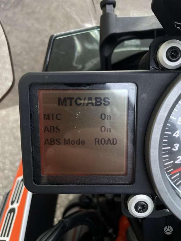 KTM Super Duke 2018 Kuršėnai, ar dzinēja tilpumu 1.30 L un nobraukumu 41 tūkst. km par 5600 €, foto 10 vietnē AUTOMOTO.COM.LV