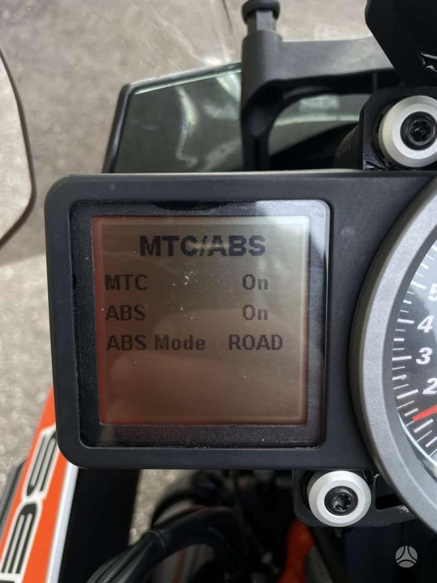 KTM Super Duke 2018 Kuršėnai, ar dzinēja tilpumu 1.30 L un nobraukumu 41 tūkst. km par 5600 €, foto 11 vietnē AUTOMOTO.COM.LV