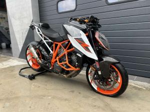 KTM Super Duke 2019 in Vilkaviskis, with an engine capacity of 1.30 L and mileage of 11 thousand km for 5700 €, photo 3 on AUTOMOTO.COM.LV