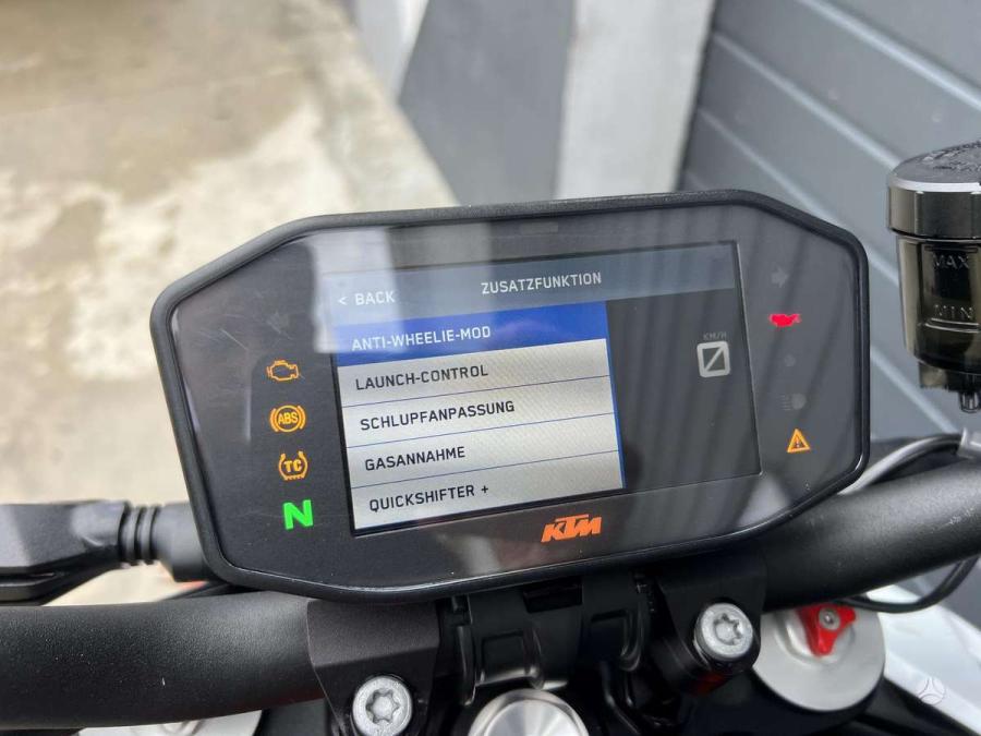 KTM Super Duke 2019 in Vilkaviskis, with an engine capacity of 1.30 L and mileage of 11 thousand km for 5700 €, photo 24 on AUTOMOTO.COM.LV