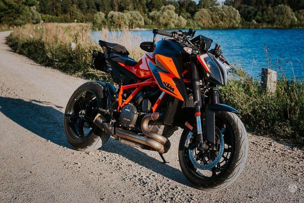 КТМ Super Duke 2020 в Шяуляй, объемом двигателя 1.29 л и пробегом 18 тыс. км за 8900 €, фото 2 на AUTOMOTO.COM.LV