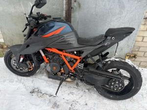 KTM Super Duke 2021 in Taurage, with an engine capacity of 1.29 L and mileage of 17 thousand km for 6200 €, photo 5 on AUTOMOTO.COM.LV