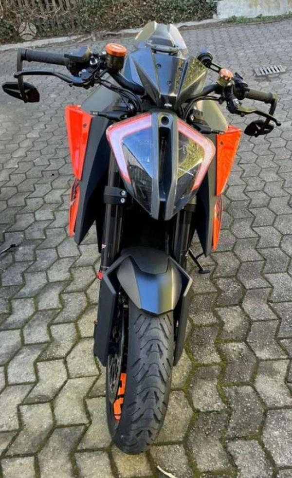 KTM Super Duke 2022 in Kaunas, with an engine capacity of 0.00 L and mileage of 15 thousand km for 10900 €, photo 2 on AUTOMOTO.COM.LV