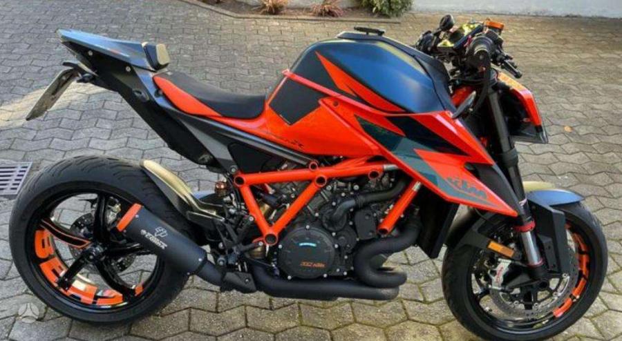 KTM Super Duke 2022 in Kaunas, with an engine capacity of 0.00 L and mileage of 15 thousand km for 10900 €, photo 7 on AUTOMOTO.COM.LV