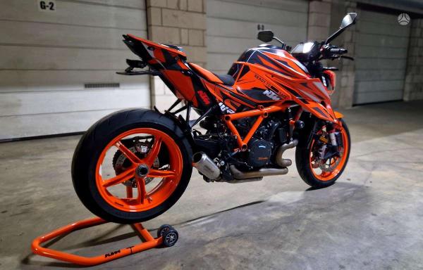 KTM Super Duke 2023 in Vilnius, with an engine capacity of 1.29 L and mileage of 10 thousand km for 13500 €, photo 8 on AUTOMOTO.COM.LV