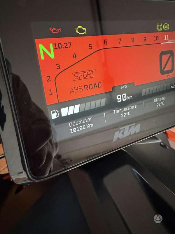 KTM Super Duke 2023 in Klaipeda, with an engine capacity of 1.30 L and mileage of 10 thousand km for 12000 €, photo 6 on AUTOMOTO.COM.LV