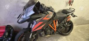 Orange KTM Super Duke 2019 in Vilnius, with an engine capacity of 1.30 L and mileage of 33 thousand km for 2800 €, photo 5 on AUTOMOTO.COM.LV