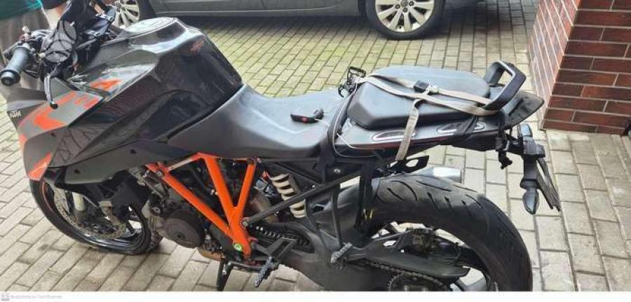 Orange KTM Super Duke 2019 in Vilnius, with an engine capacity of 1.30 L and mileage of 33 thousand km for 2800 €, photo 7 on AUTOMOTO.COM.LV
