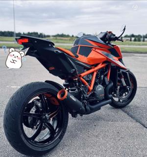 Oranžs KTM Super Duke 2021 Panevēža, ar dzinēja tilpumu 1.29 L un nobraukumu 29 tūkst. km par 11000 €, foto 4 vietnē AUTOMOTO.COM.LV