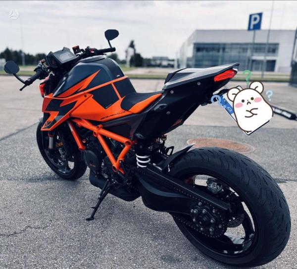 Orange KTM Super Duke 2021 in Panevezys, with an engine capacity of 1.29 L and mileage of 29 thousand km for 11000 €, photo 4 on AUTOMOTO.COM.LV