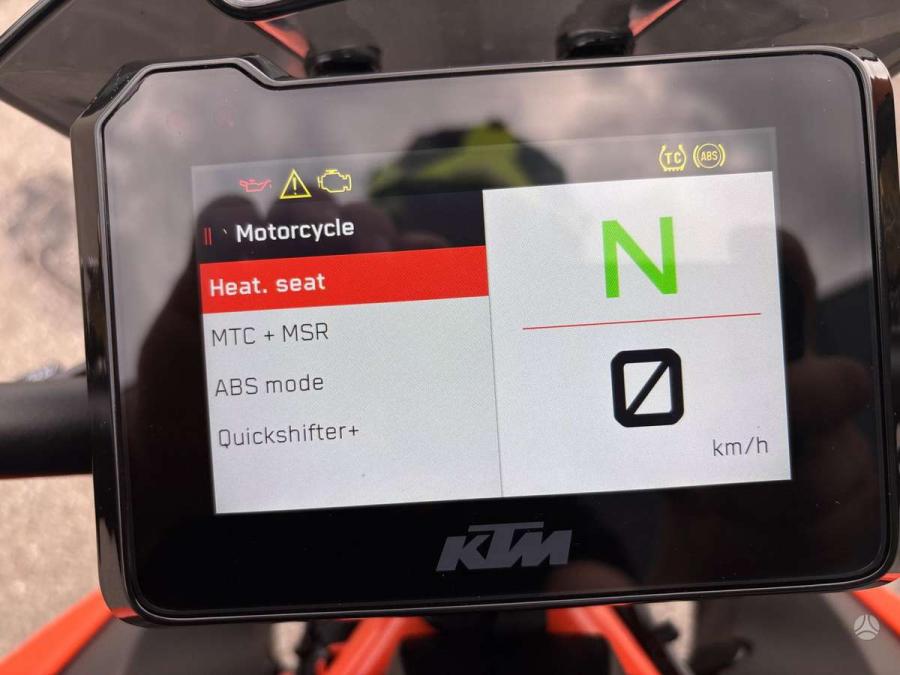 Oranžs KTM Super Duke 2021 Panevēža, ar dzinēja tilpumu 1.29 L un nobraukumu 29 tūkst. km par 11000 €, foto 14 vietnē AUTOMOTO.COM.LV