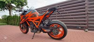 Оранжевый КТМ Super Duke 2024 в Вильнюс, объемом двигателя 1.30 л и пробегом 6 тыс. км за 12800 €, фото 3 на AUTOMOTO.COM.LV