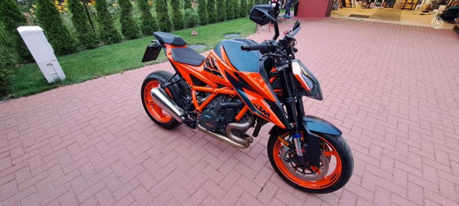 Оранжевый КТМ Super Duke 2024 в Вильнюс, объемом двигателя 1.30 л и пробегом 6 тыс. км за 12800 €, фото 8 на AUTOMOTO.COM.LV
