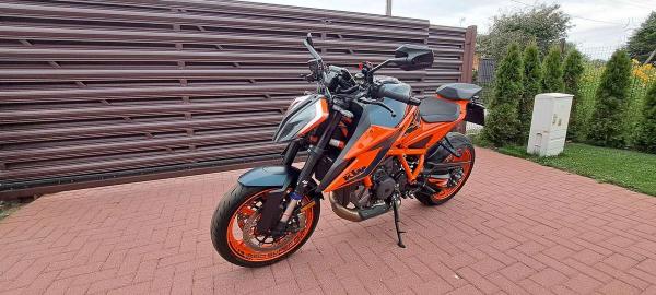Оранжевый КТМ Super Duke 2024 в Вильнюс, объемом двигателя 1.30 л и пробегом 6 тыс. км за 12800 €, фото 8 на AUTOMOTO.COM.LV