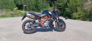 Black KTM Super Duke R 2013 in Vilkaviskis, with an engine capacity of 1.00 L and mileage of 13 thousand km for 5400 €, photo 5 on AUTOMOTO.COM.LV
