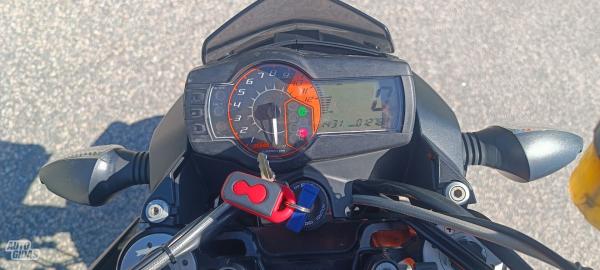 Melns KTM Super Duke R 2013 Vilkaviškis, ar dzinēja tilpumu 1.00 L un nobraukumu 13 tūkst. km par 4200 €, foto 7 vietnē AUTOMOTO.COM.LV