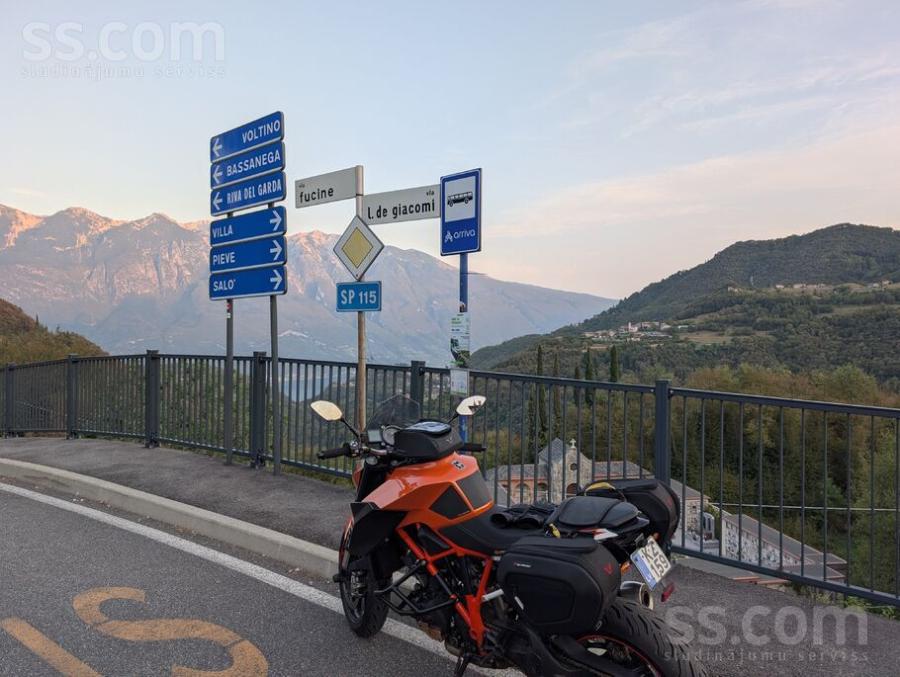 KTM Super Duke R 2016 in Riga, with an engine capacity of 1.30 L and mileage of 0 thousand km for 4800 €, photo 3 on AUTOMOTO.COM.LV