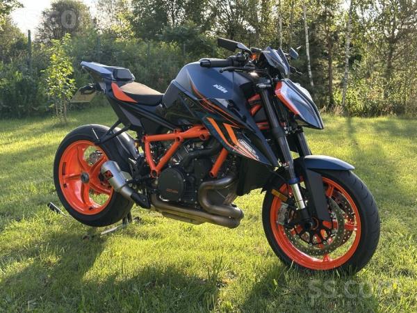 KTM Super Duke R 2024 in Daugavpils, with an engine capacity of 1.30 L and mileage of 0 thousand km for 16000 €, photo 1 on AUTOMOTO.COM.LV