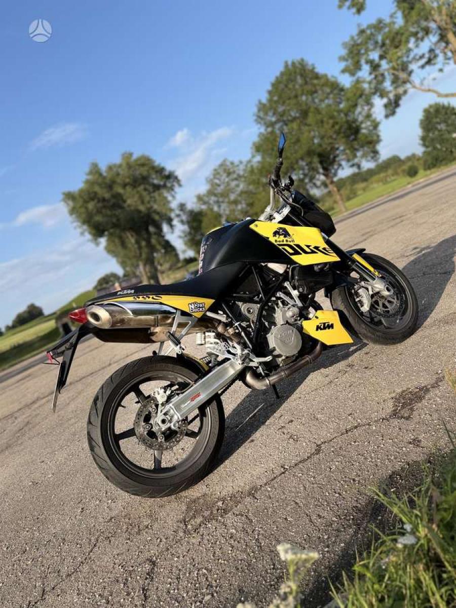 Yellow KTM Super Duke 2005 in Kaunas, with an engine capacity of 0.99 L and mileage of 41 thousand km for 2500 €, photo 5 on AUTOMOTO.COM.LV