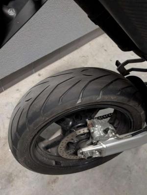Black KTM Supermoto 2006 in Vilnius, with an engine capacity of 0.95 L and mileage of 35 thousand km for 3800 €, photo 8 on AUTOMOTO.COM.LV