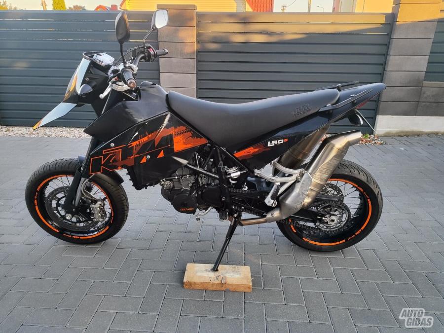 Melns KTM Supermoto 2007 Tauragė, ar dzinēja tilpumu 0.69 L un nobraukumu 24 tūkst. km par 2150 €, foto 8 vietnē AUTOMOTO.COM.LV