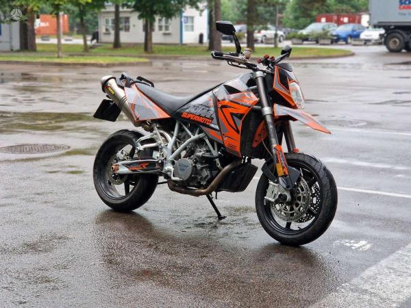 KTM Supermoto 2006 in Vilnius, with an engine capacity of 0.95 L and mileage of 42 thousand km for 3200 €, photo 1 on AUTOMOTO.COM.LV