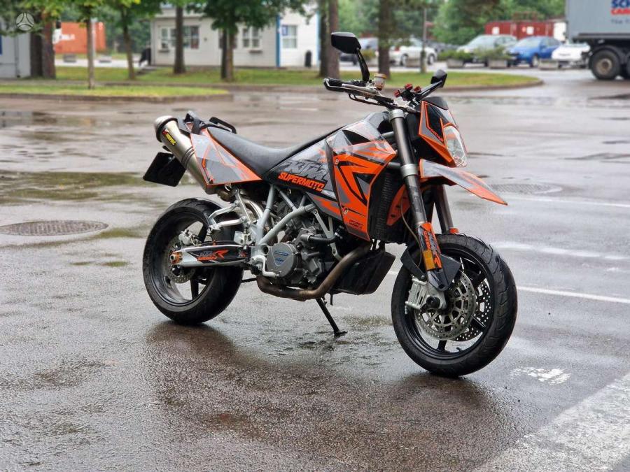 KTM Supermoto 2006 in Vilnius, with an engine capacity of 0.95 L and mileage of 42 thousand km for 3200 €, photo 1 on AUTOMOTO.COM.LV