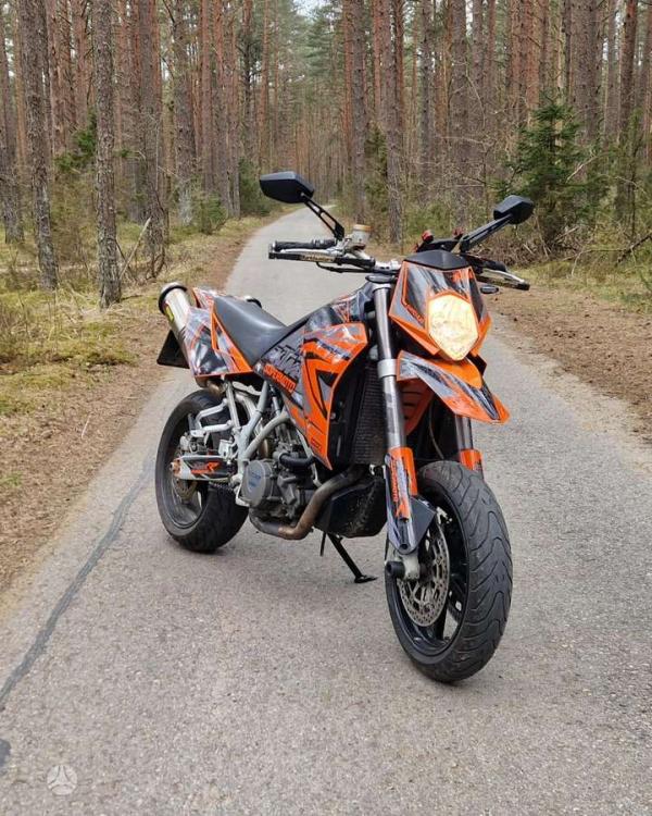 KTM Supermoto 2006 in Vilnius, with an engine capacity of 0.95 L and mileage of 42 thousand km for 3200 €, photo 4 on AUTOMOTO.COM.LV