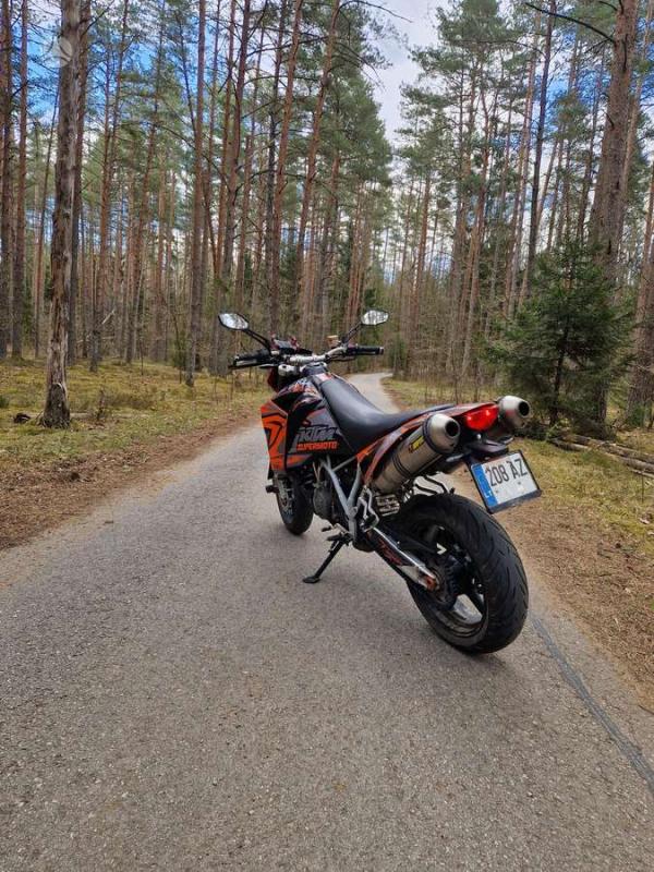 KTM Supermoto 2006 in Vilnius, with an engine capacity of 0.95 L and mileage of 42 thousand km for 3200 €, photo 5 on AUTOMOTO.COM.LV