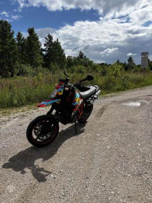 KTM Supermoto 2007 in Siauliai, with an engine capacity of 0.00 L and mileage of 81 thousand km for 2750 €, photo 28 on AUTOMOTO.COM.LV