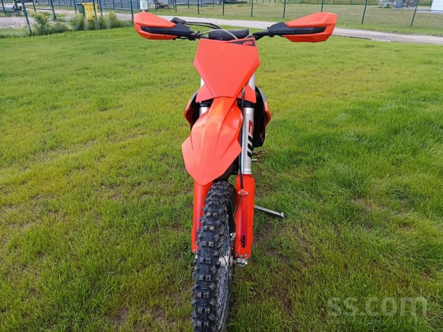 KTM SX 125 2025 Rīga, ar dzinēja tilpumu 0.13 L un nobraukumu 0 tūkst. km par 5000 €, foto 4 vietnē AUTOMOTO.COM.LV