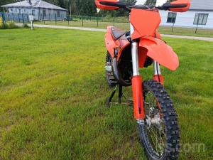 KTM SX 125 2025 Rīga, ar dzinēja tilpumu 0.13 L un nobraukumu 0 tūkst. km par 5000 €, foto 5 vietnē AUTOMOTO.COM.LV