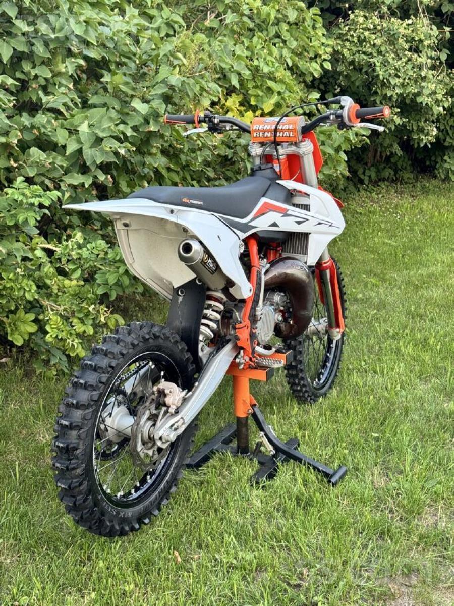 KTM SX 85 2024 in Liepaja, with an engine capacity of 85.00 L and mileage of 0 thousand km for 3800 €, photo 8 on AUTOMOTO.COM.LV