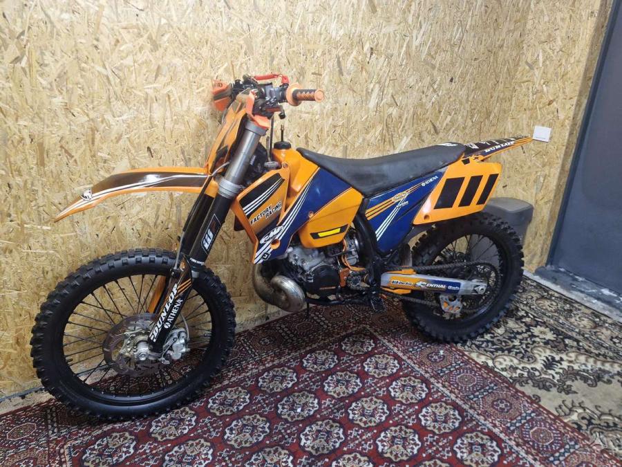 KTM SX 2011 Telšiai, ar dzinēja tilpumu 0.25 L un nobraukumu 1 tūkst. km par 2150 €, foto 1 vietnē AUTOMOTO.COM.LV