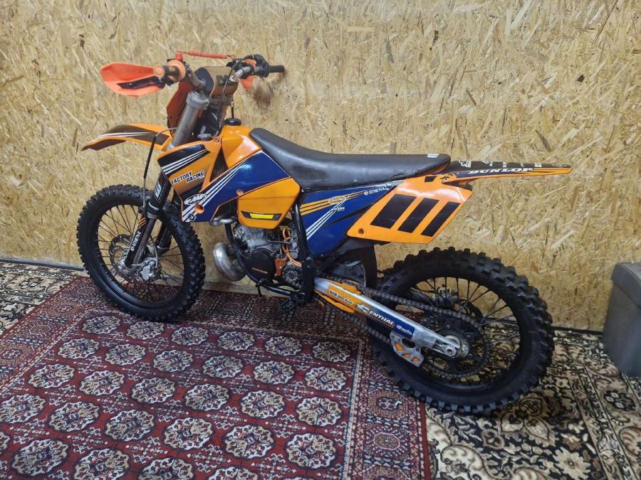 KTM SX 2011 Telšiai, ar dzinēja tilpumu 0.25 L un nobraukumu 1 tūkst. km par 2150 €, foto 2 vietnē AUTOMOTO.COM.LV