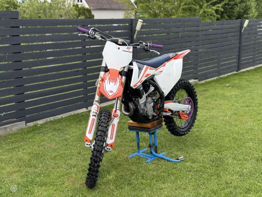 KTM SX 2017 in Silute, with an engine capacity of 0.25 L and mileage of 250 thousand km for 3100 €, photo 6 on AUTOMOTO.COM.LV