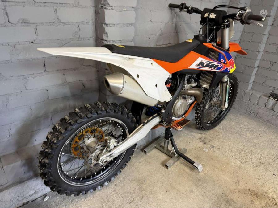 KTM SX 2017 in Rokiskis, with an engine capacity of 0.45 L and mileage of 0 thousand km for 3650 €, photo 6 on AUTOMOTO.COM.LV