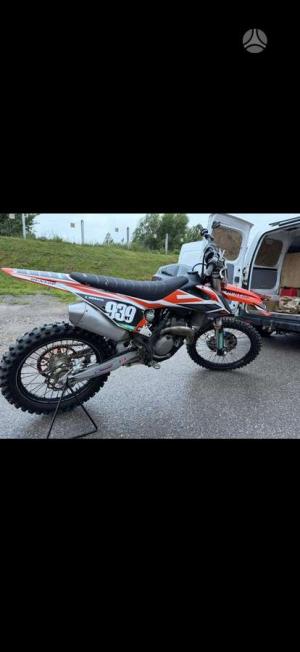 KTM SX 2021 in Kaunas, with an engine capacity of 0.25 L and mileage of 1 thousand km for 3330 €, photo 5 on AUTOMOTO.COM.LV