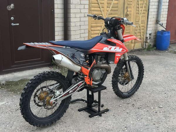 KTM SX 2022 Panevēža, ar dzinēja tilpumu 0.45 L un nobraukumu 100 tūkst. km par 3750 €, foto 6 vietnē AUTOMOTO.COM.LV