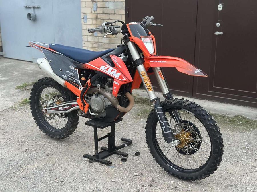 KTM SX 2022 Panevēža, ar dzinēja tilpumu 0.45 L un nobraukumu 100 tūkst. km par 3750 €, foto 5 vietnē AUTOMOTO.COM.LV