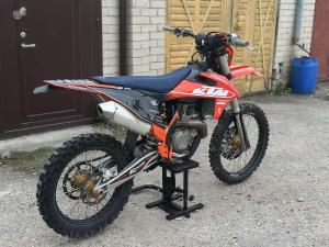 KTM SX 2022 Panevēža, ar dzinēja tilpumu 0.45 L un nobraukumu 100 tūkst. km par 3750 €, foto 7 vietnē AUTOMOTO.COM.LV