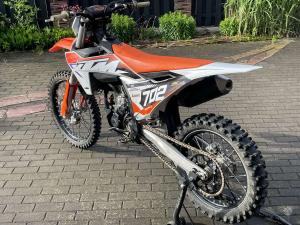 KTM SX 2023 in Vievis, with an engine capacity of 0.25 L and mileage of 95 thousand km for 4400 €, photo 3 on AUTOMOTO.COM.LV