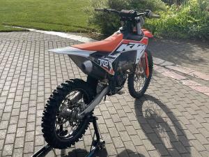KTM SX 2023 in Vievis, with an engine capacity of 0.25 L and mileage of 95 thousand km for 4400 €, photo 4 on AUTOMOTO.COM.LV
