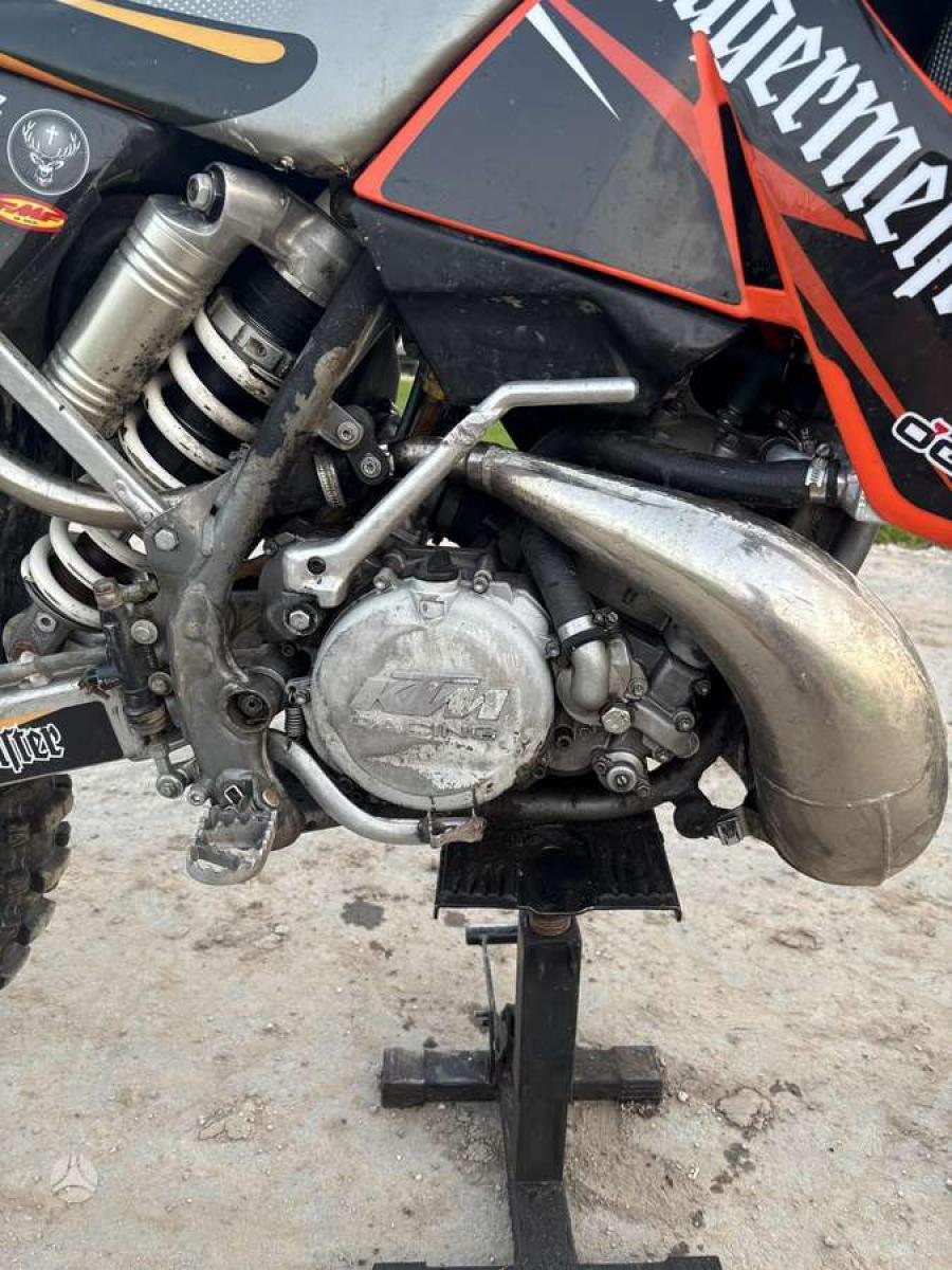 Orange KTM SX 1998 in Kelme, with an engine capacity of 0.25 L and mileage of 0 thousand km for 2000 €, photo 7 on AUTOMOTO.COM.LV