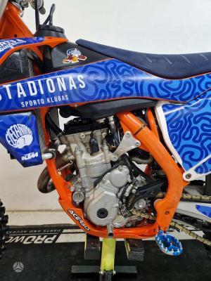 Orange KTM SX 2018 in Prienai, with an engine capacity of 0.35 L and mileage of 113 thousand km for 3400 €, photo 4 on AUTOMOTO.COM.LV