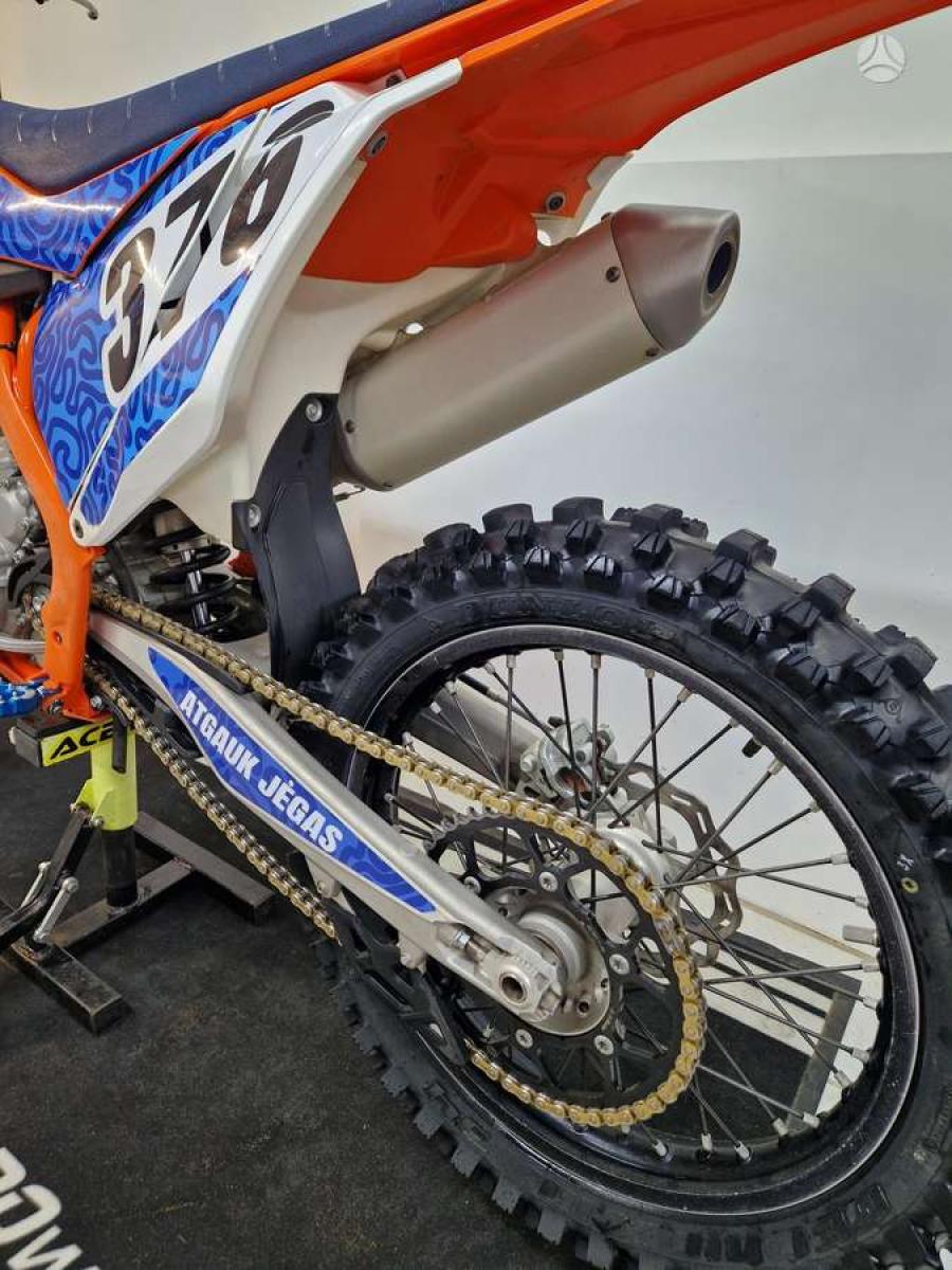 Orange KTM SX 2018 in Prienai, with an engine capacity of 0.35 L and mileage of 113 thousand km for 3400 €, photo 5 on AUTOMOTO.COM.LV